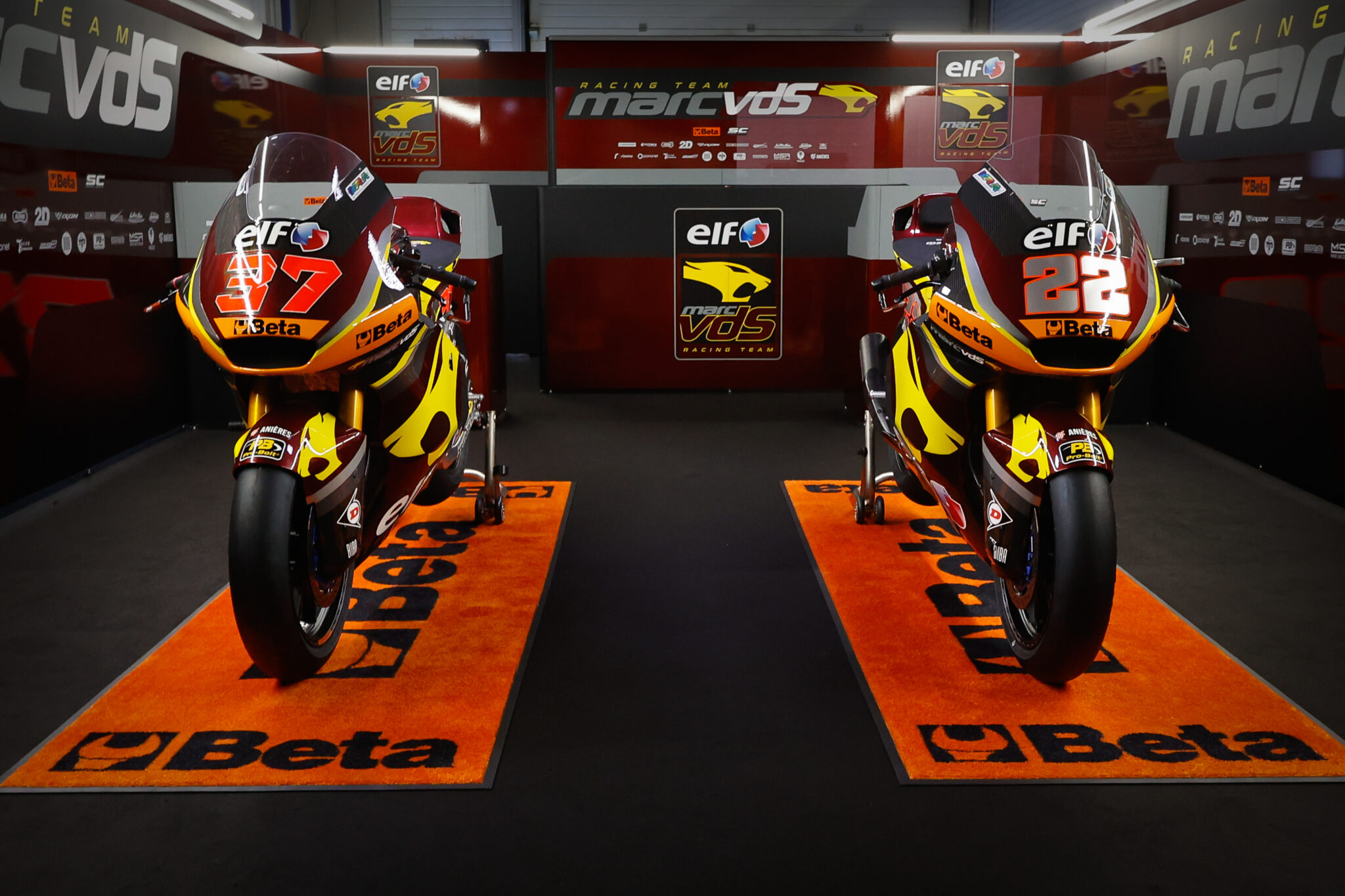 Elf Marc VDS Racing Team unveil 2021 Moto2 line-up and livery - ELF ...