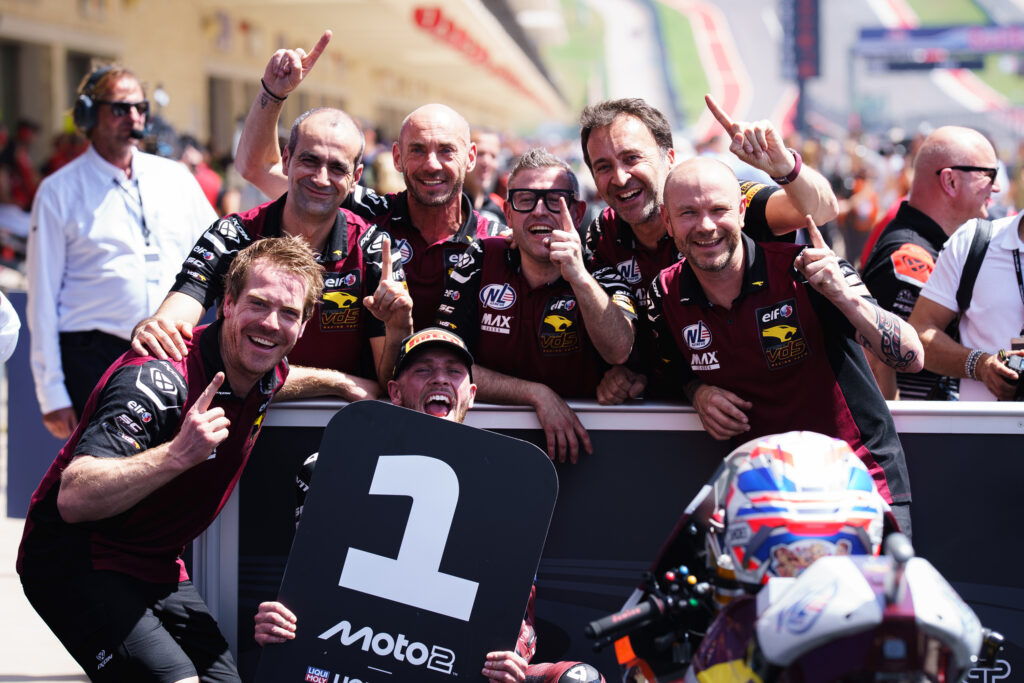 Dixon takes brilliant pole position in sizzling Austin - ELF Marc VDS ...